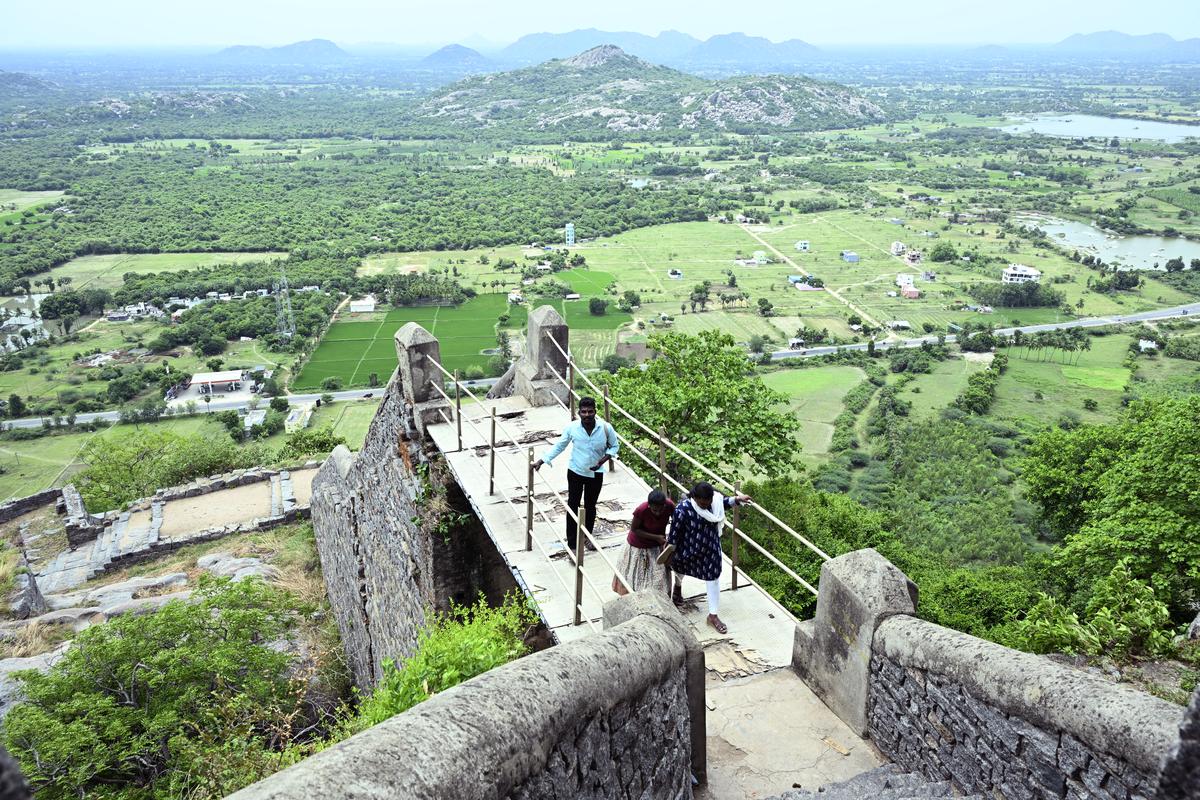 Rajagiri Fort Bridge